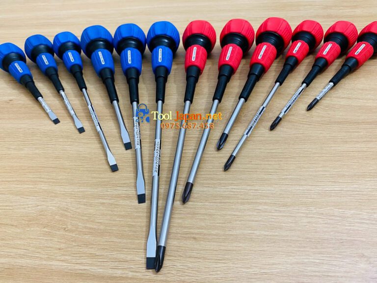 Tô vít 4 cạnh có từ tính ANEX No.7700F+2x200 - TOOL JAPAN